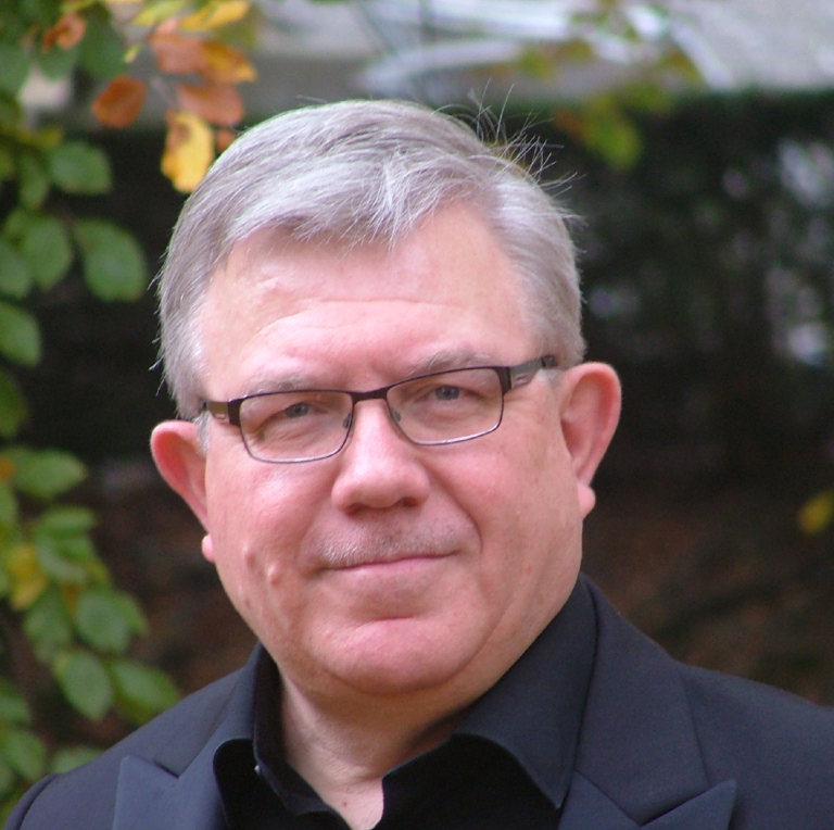 Meet our players – Malcolm Webb, flute – North Wiltshire Symphony Orchestra